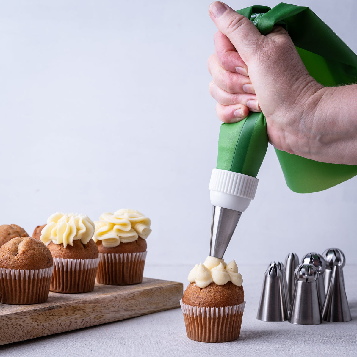Reusable Piping Bag Set with Metal Nozzles