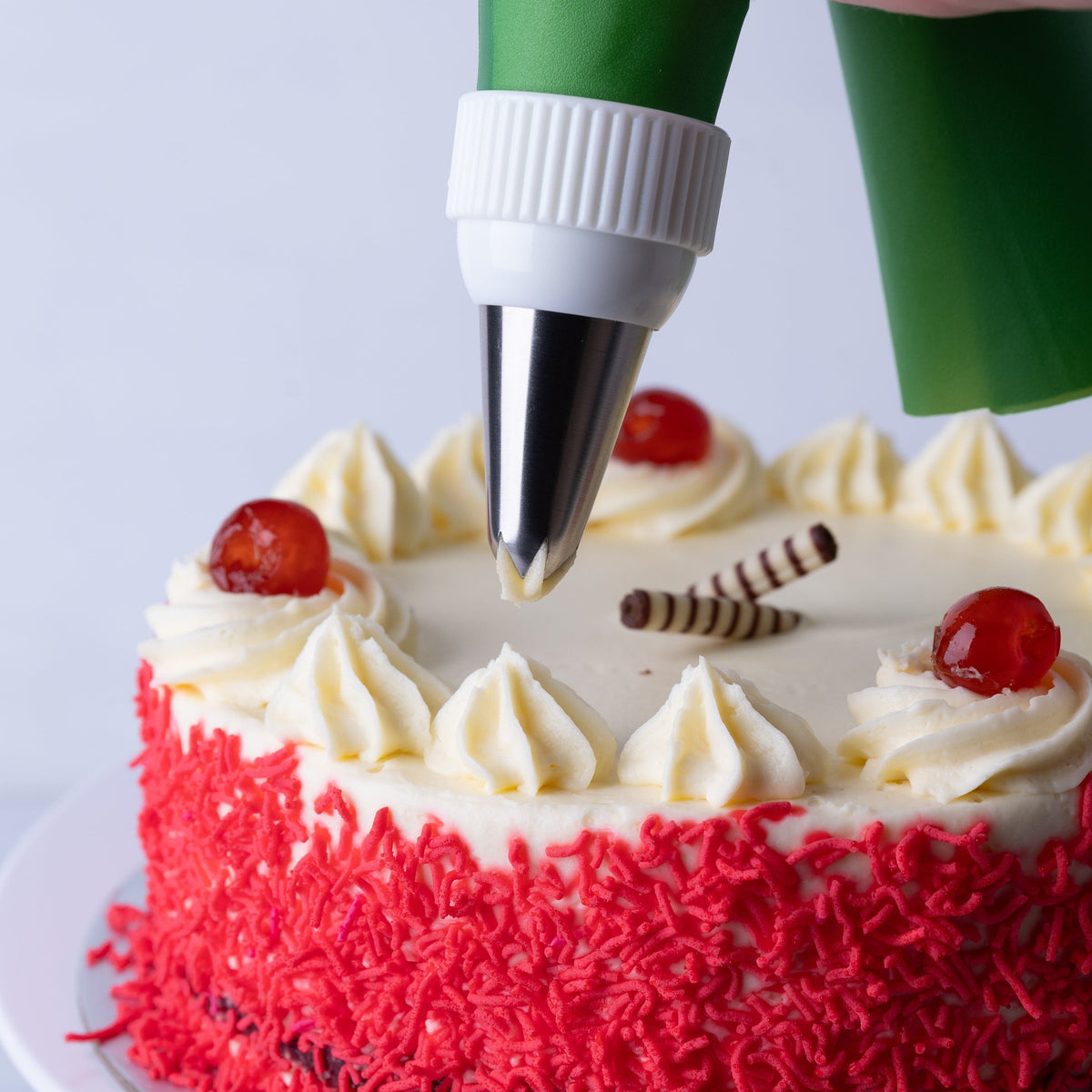 Reusable Piping Bag Set with Metal Nozzles